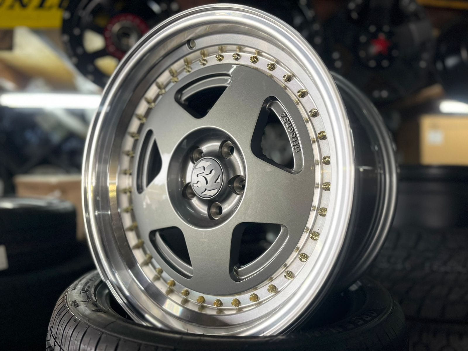 Fifteen52 Three-Piece Tarmacs – GP Tyres & Mags