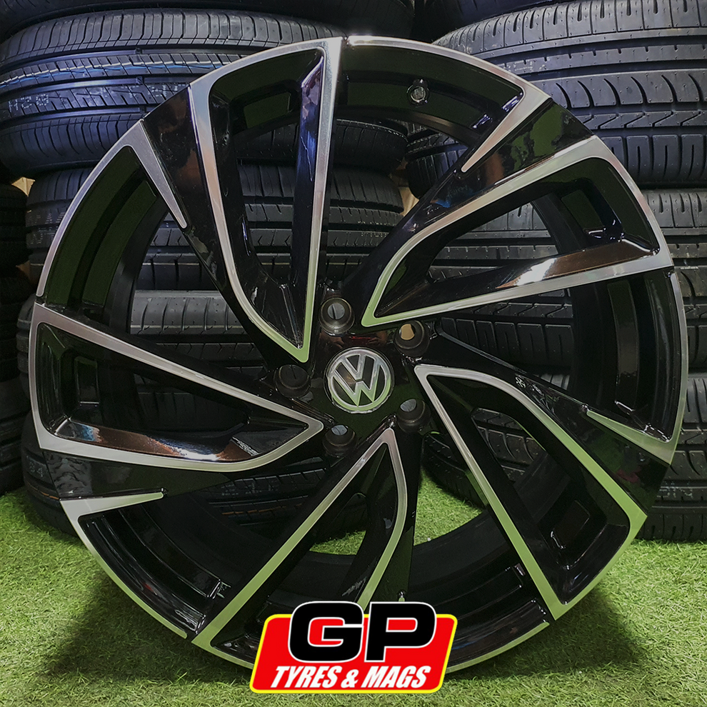 VW GOLF 8 – GP Tyres & Mags